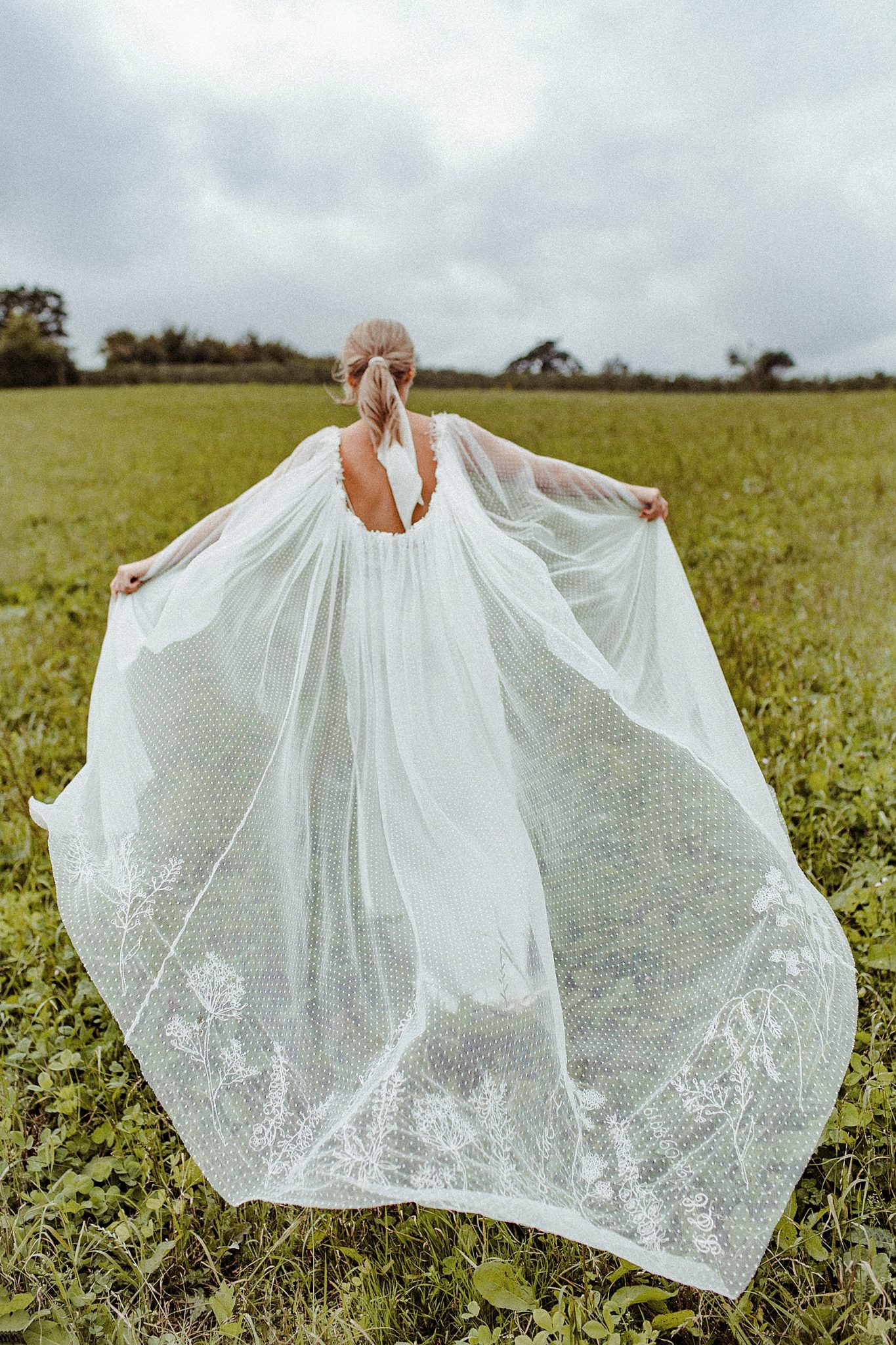 An Autumn Wedding at Riverford Field Kitchen in Devon, With Colourful ...