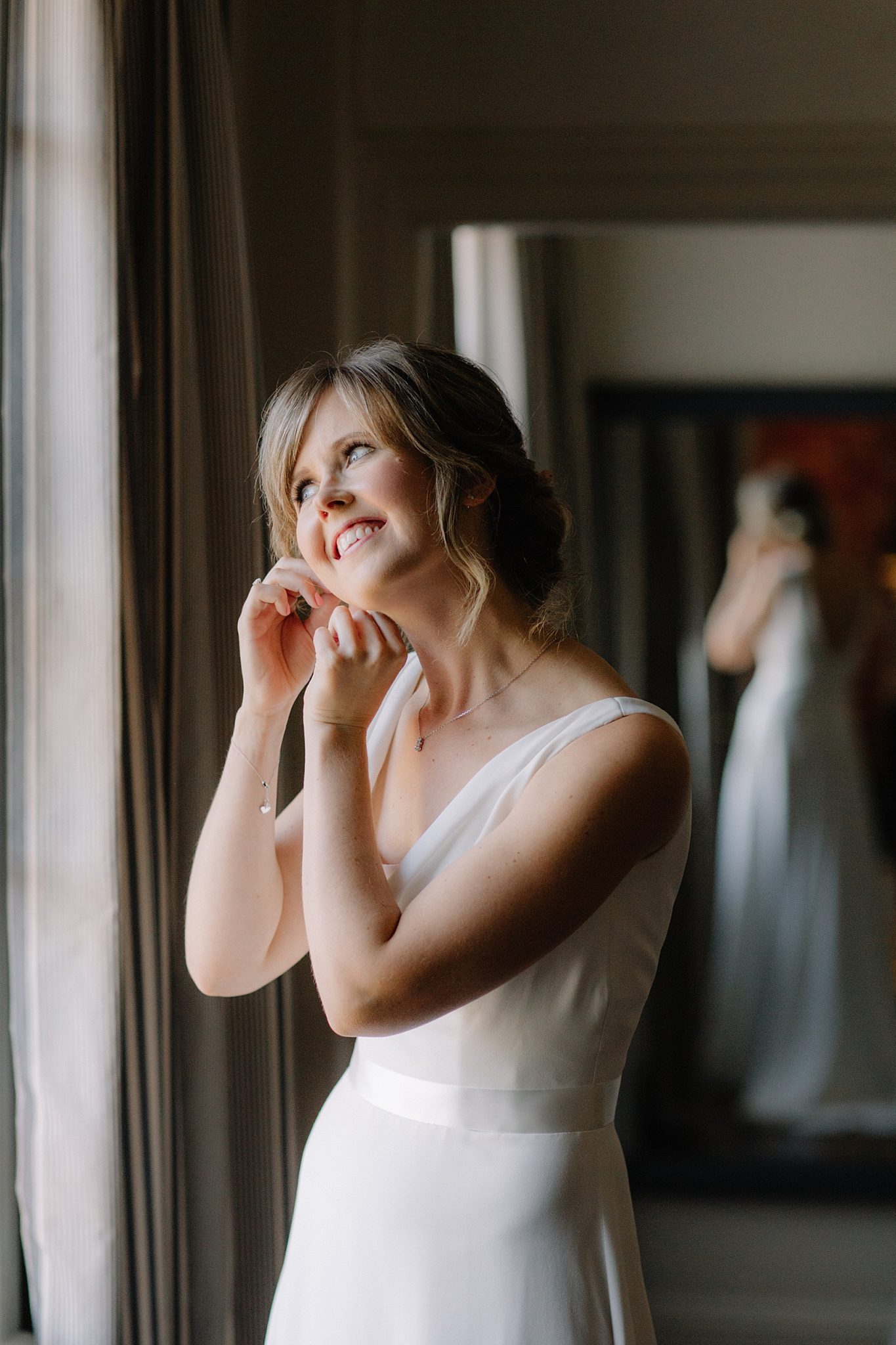 A PapaKata Sperry Tent Wedding Reception with Spectacular Hanging ...