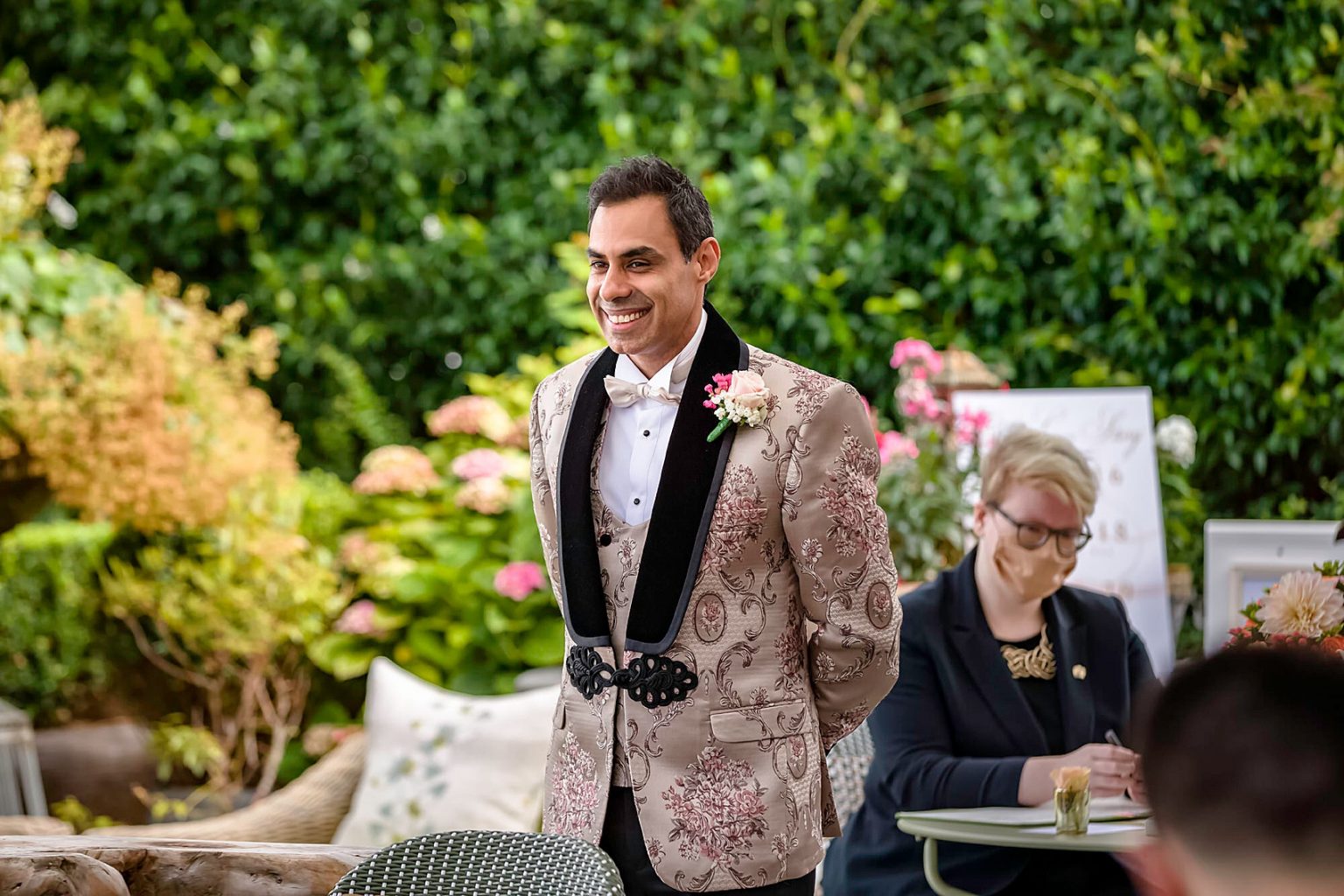 A Modern, Romantic London Micro Wedding For Disability Advocate 'Girl ...
