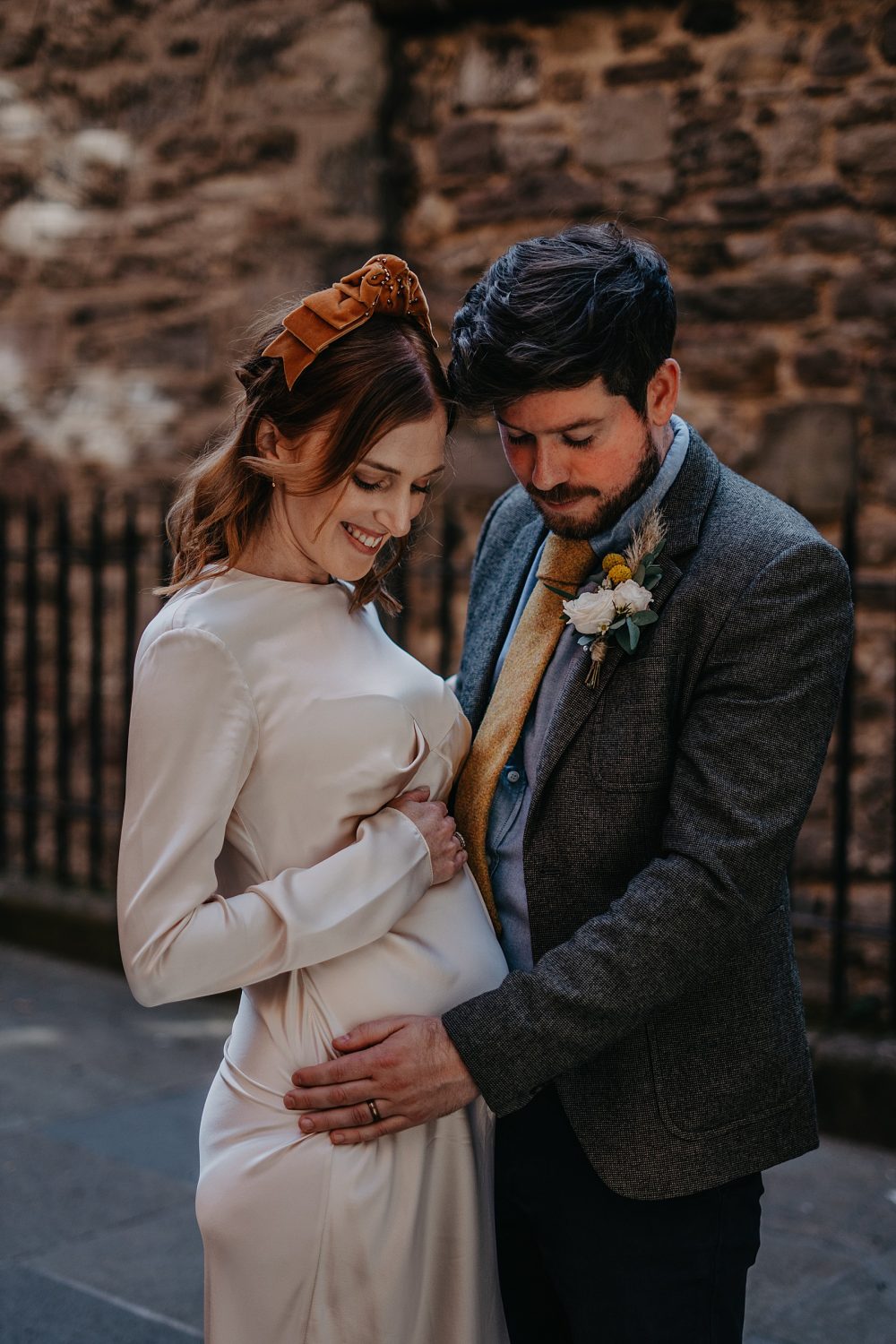 An Edinburgh City Micro Wedding on the Royal Mile for a Pregnant Bride ...
