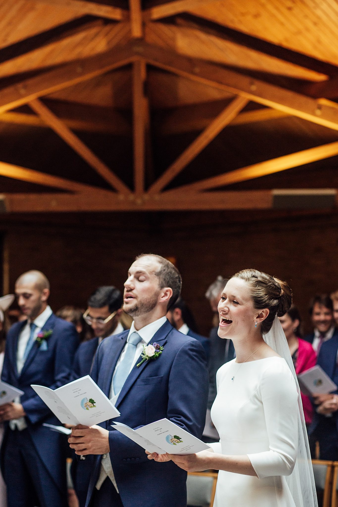 A Primrose Hill Farm Wedding in Oxfordshire for an Elegant Suzanne ...