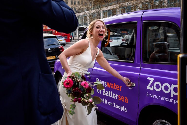 A Classy, City Wedding and Chic, Minimalist Wedding Dress | Love My ...