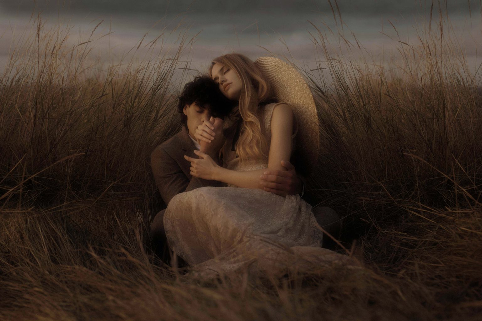 Flo & Percy Release Sublime New Images of Vintage Inspired Headpiece ...