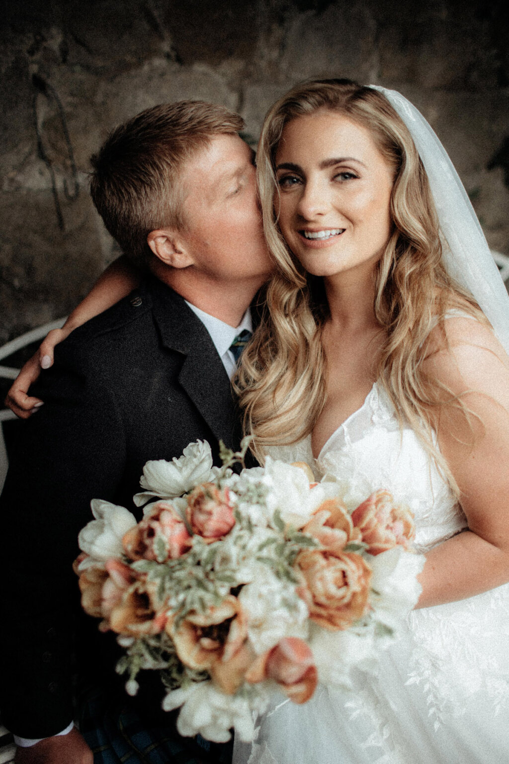 Sunflowers and Cymbeline for a Rustic Barn Wedding... | Love My Dress ...