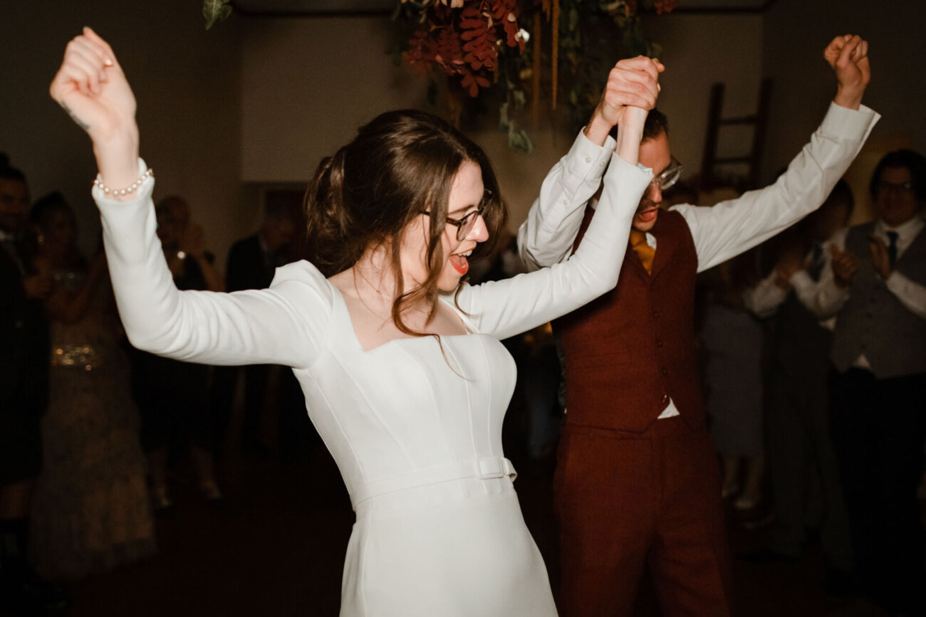 Suzanne Neville Amber Dress // Ballintaggart Farm Wedding